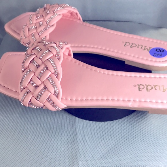 Mudd | Shoes | Nwt Mudd Pink With Diamond Woven Leather Squared Toe ...
